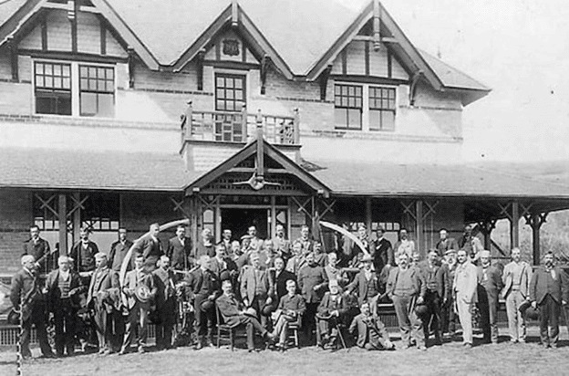 The Evolution of Hospitality: From Ancient Traditions to Modern Day ...